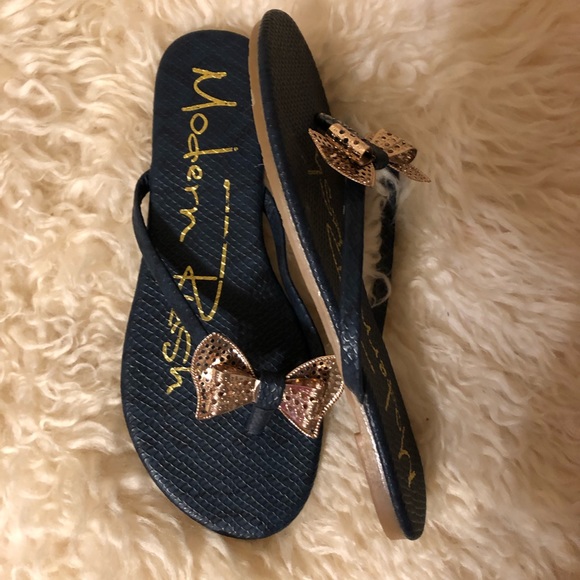 Shoes | Modern Rush Sandals Sz 5 | Poshmark